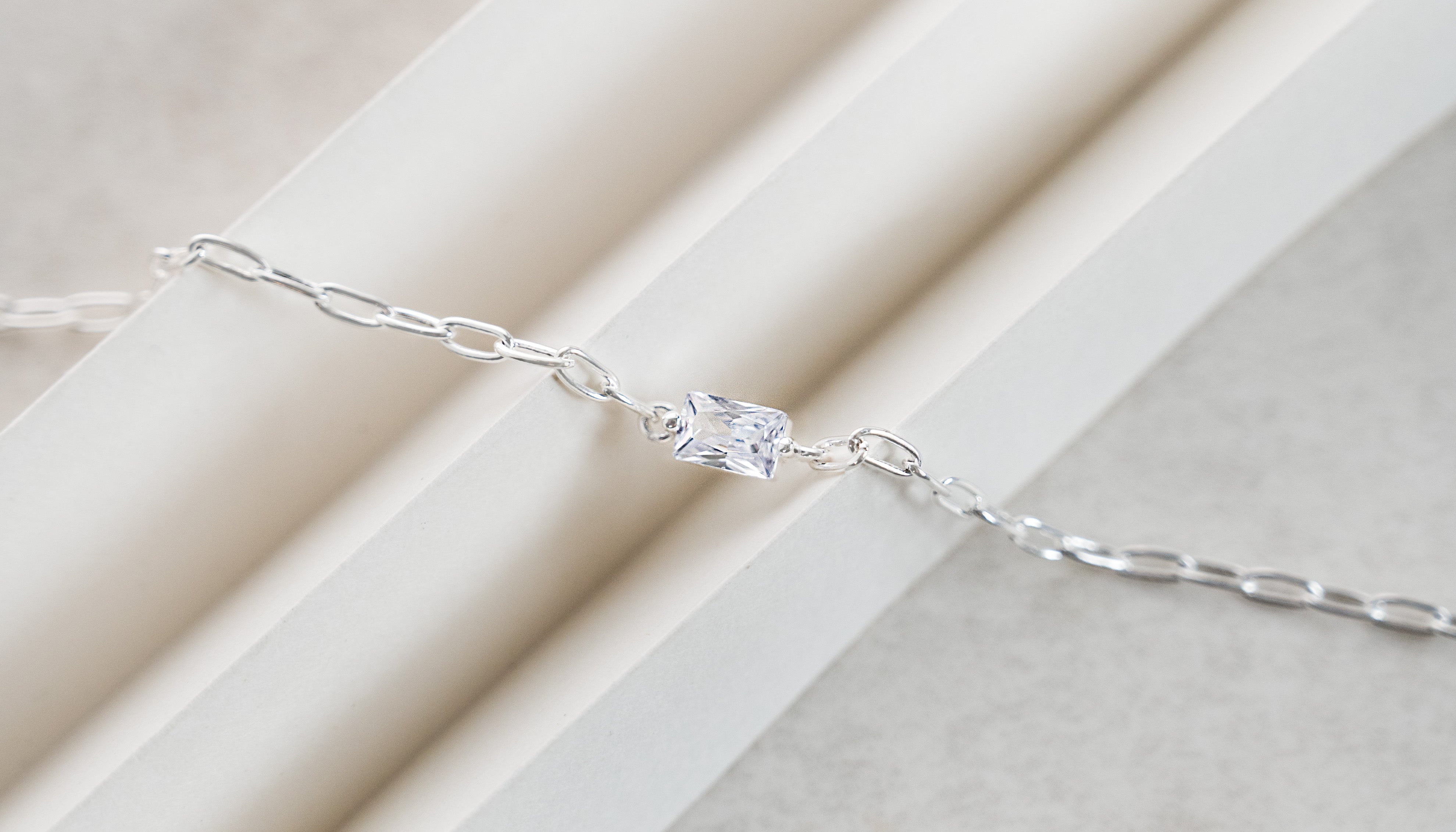925 Sterling Silver: Everything You Need To Know - Gaamaa